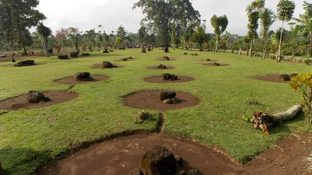 6 Fakta Menarik Gunung Tangkit Tebak yang Dijuluki Gunung Raung-nya ...