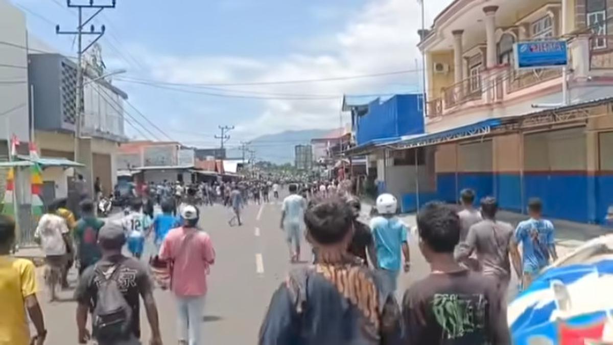 Perang Antar Kampung di Alor di NTT, 5 Warga dan 1 Brimob Terkena Panah - Regional Liputan6.com