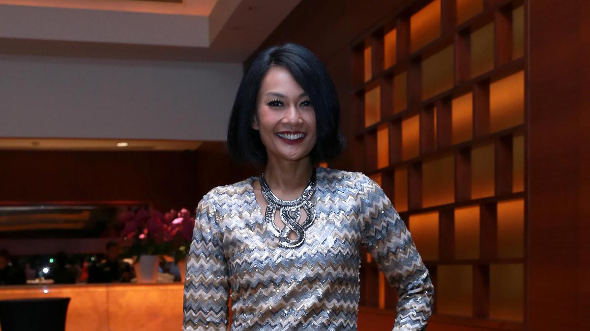 Endhita Bicara Perkembangan Modeling dan Fesyen di Indonesia