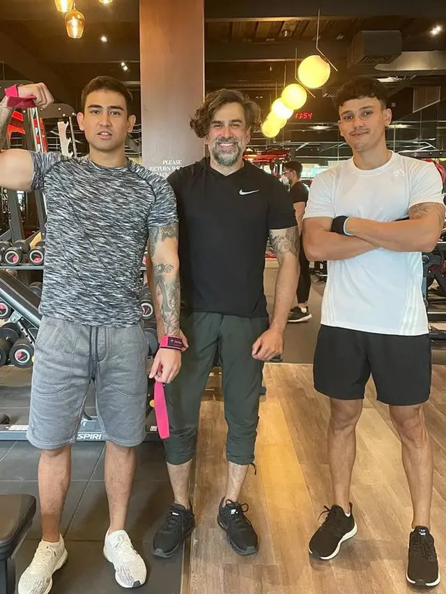 7 Potret Kekar Jeremy Thomas Sedari Muda, Rajin Olahraga di Usia Kepala ...