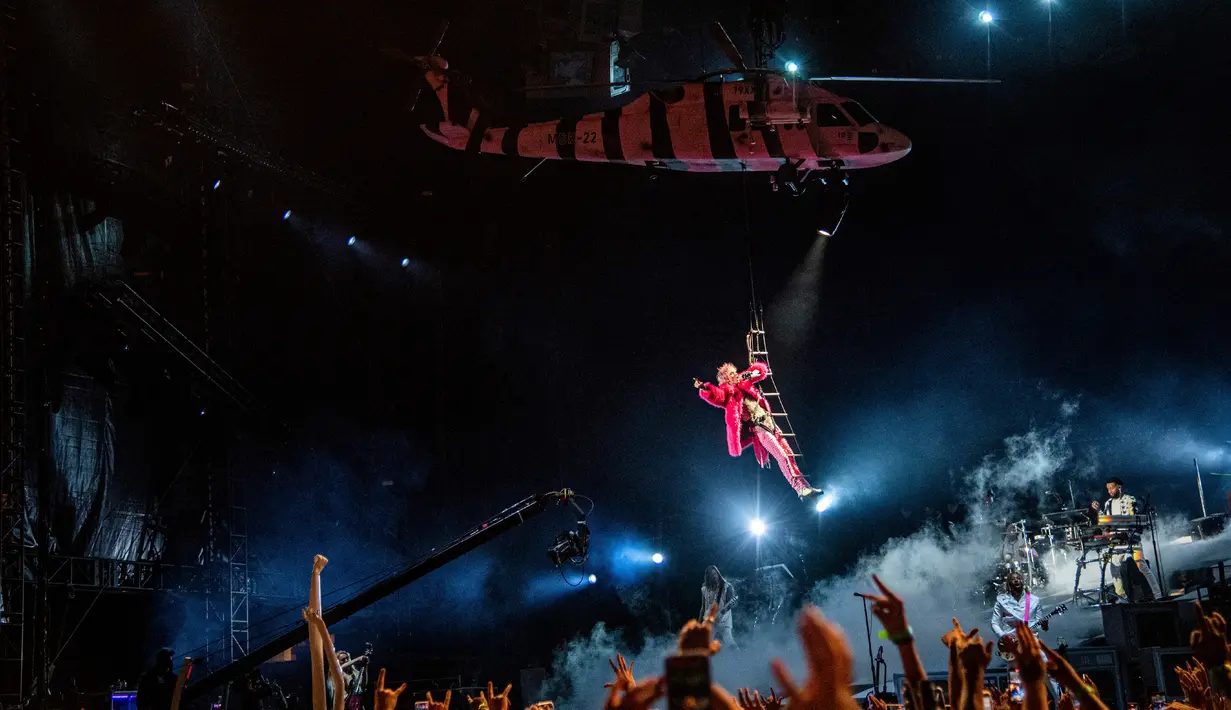 Machine Gun Kelly Guncang Konser di Kampung Halaman - Foto Liputan6.com