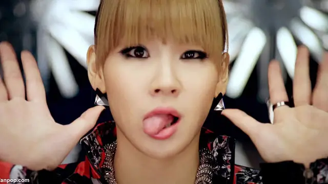 CL "2NE1" Rela Kedinginan Demi Jadi Model - ShowBiz Liputan6.com