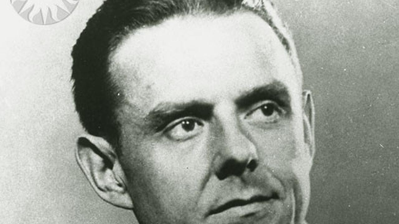 16 Maret 1927: Lahirnya Vladimir Komarov, Astronaut Pertama yang ...