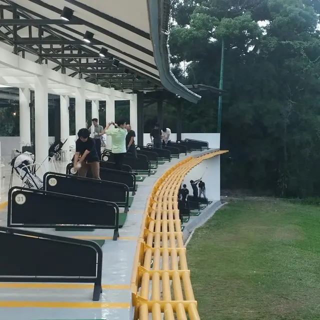 Driving Range Semakin Menjadi Pilihan Para Pecinta Olahraga Golf - Bola ...