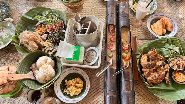 11 Rekomendasi Tempat Makan Ayam Ingkung di Jogja, Jadi Referensi ...