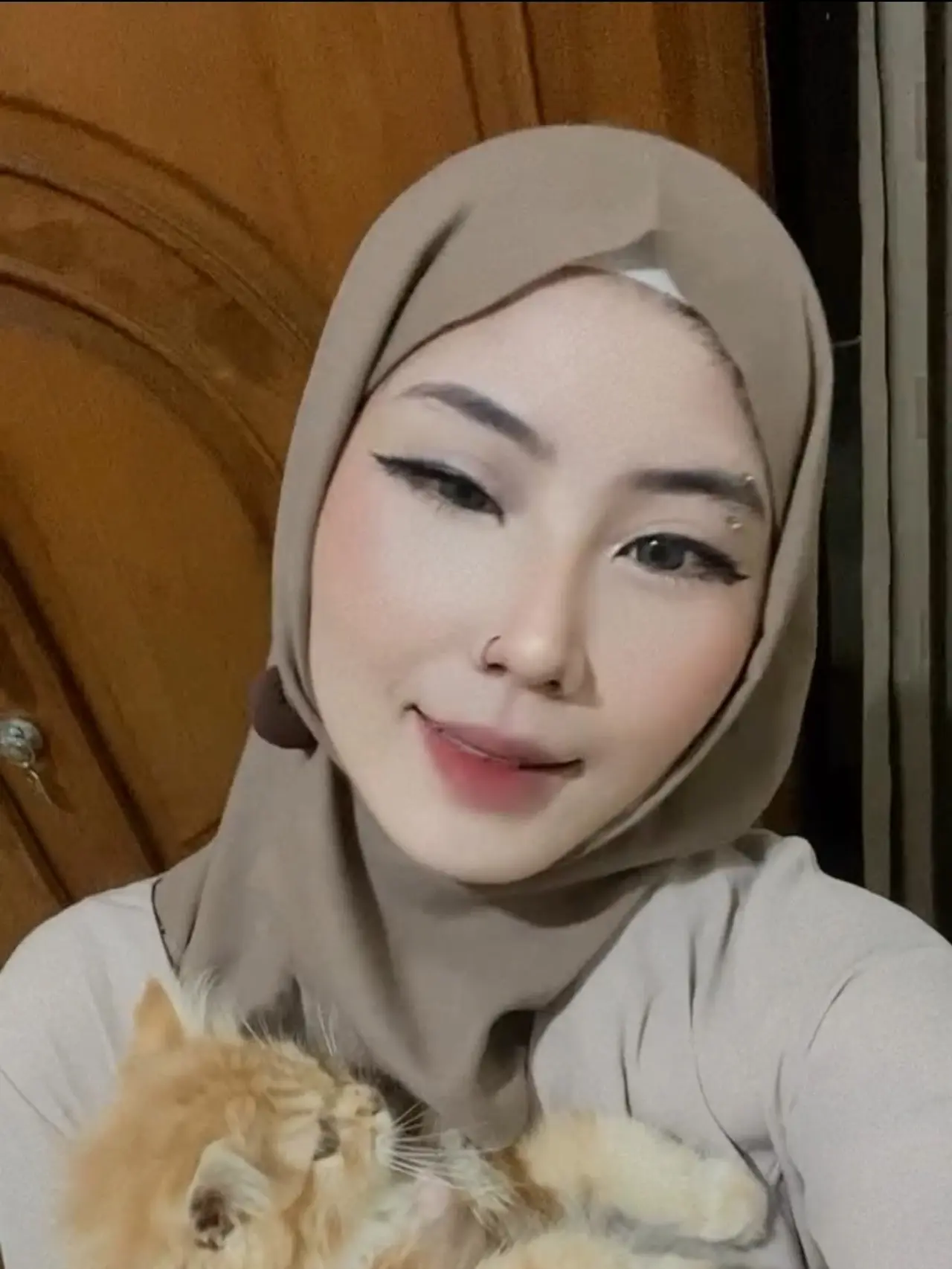 5 Artis Bakal Rayakan Lebaran 2025 Pertama Sebagai Mualaf, Momen Bersejarah - Hot Liputan6.com