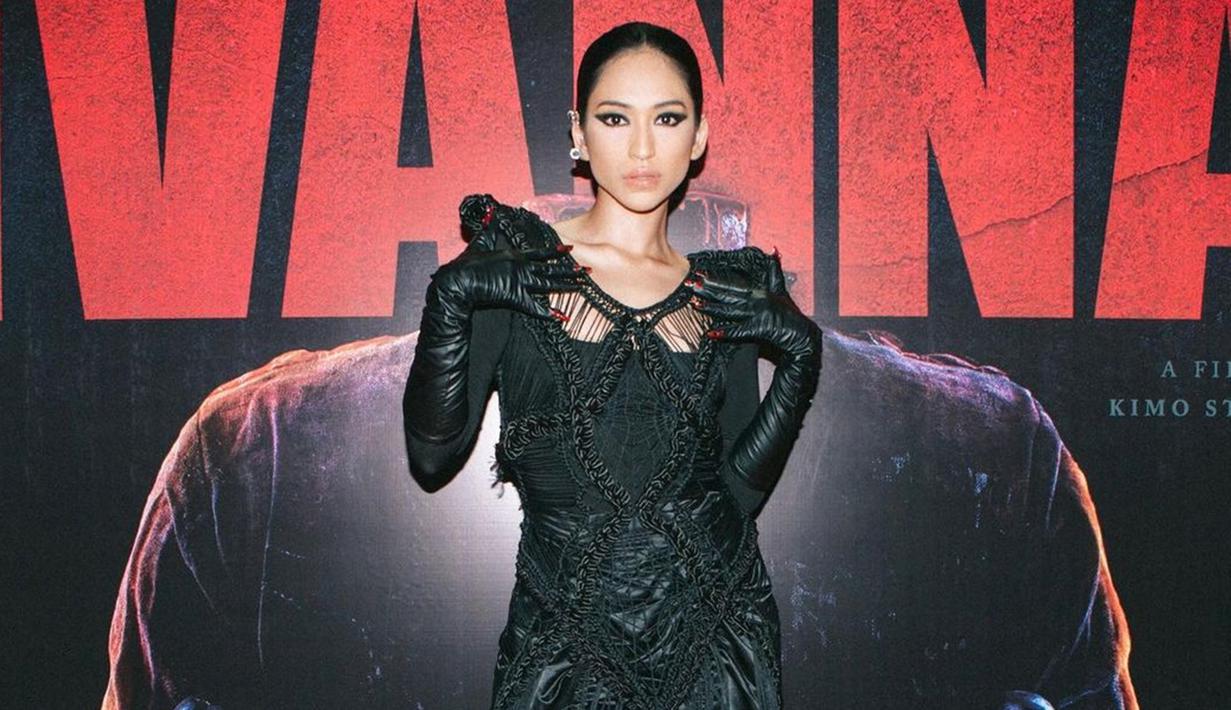 Bintangi Film Pamali, Ini Penampilan Taskya Namya Pakai Outfit Serba ...