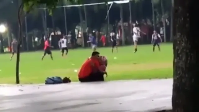 Serasa Dunia Milik Berdua, Sepasang Remaja Mesum di Alun-Alun Jember ...