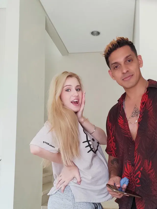 Robby Shine Penuhi Keinginan Ngidam Natasya Shine Untuk Dibuatkan Lagu ...