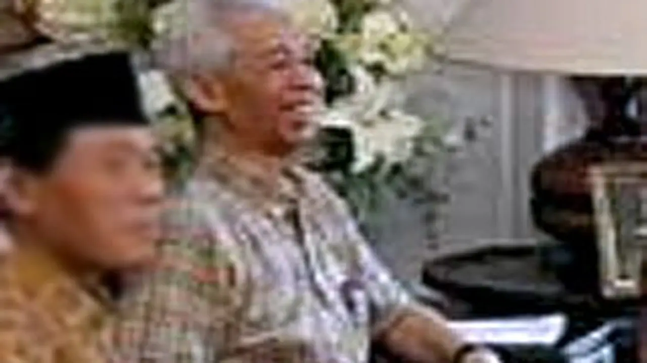 Sudharmono Masuk Rumah Sakit - News Liputan6.com