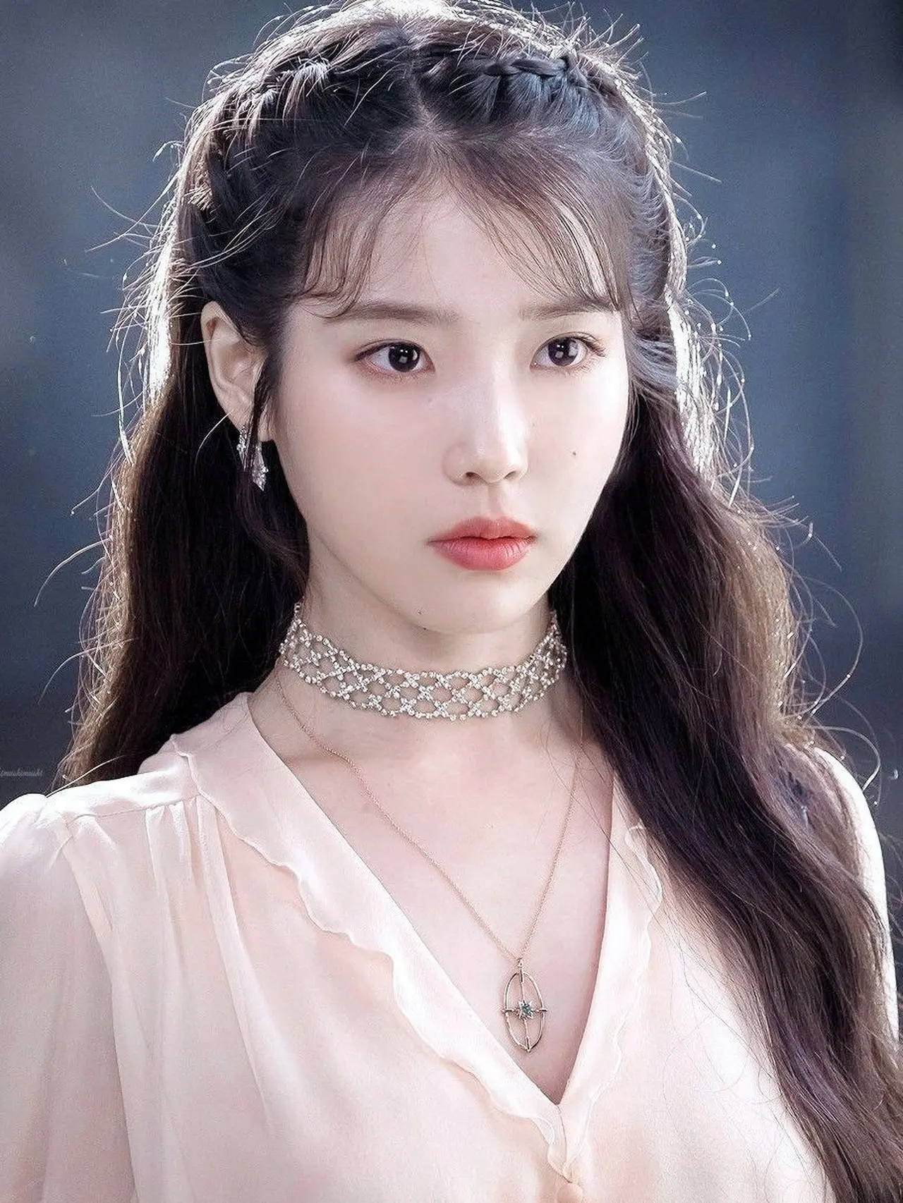 IU Berangkat ke Indonesia Hari Ini, Siap Guncang Jakarta Lewat Konser ...