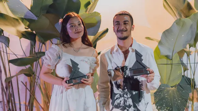 Aruma dan Aziz Hedra Boyong Piala di Bandung Music Awards 2023 ...