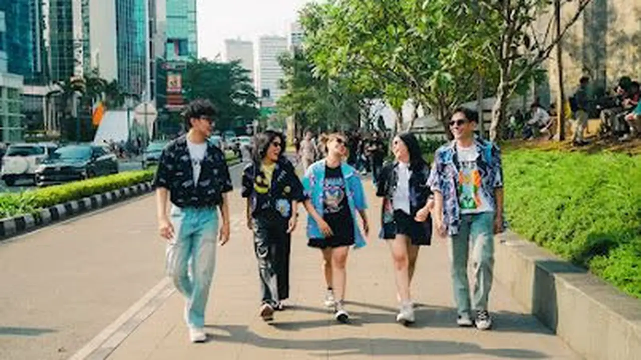 Bisma Rocket Rockers Liburkan Seluruh Pegawainya untuk Lakukan Bersih-Bersih Sampah di Citayam ...