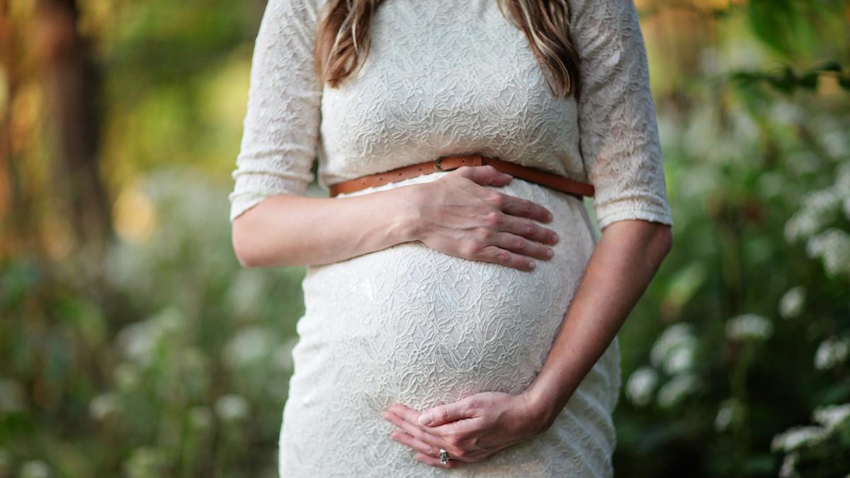 Agar Hamil Anak Perempuan, Lakukan Cara Ini Sahabat Fimela