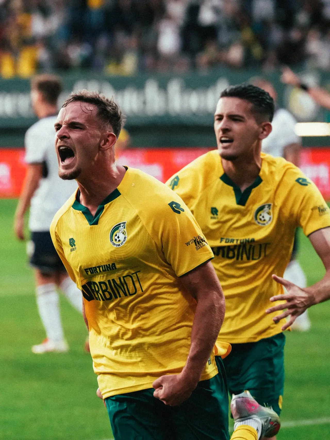 Dua Bek Timnas Indonesia Justin Hubner dan Dean James Tampil Oke saat ...