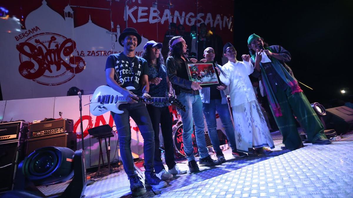 Slank Dianggap Bisa seperti Wali Songo - ShowBiz Liputan6.com