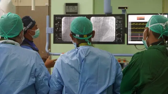 Alami Pembesaran Pembuluh Darah Aorta? Metode TEVAR Bisa Jadi Solusi ...