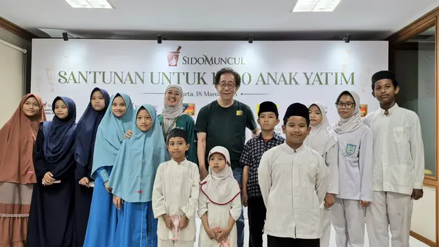 Ramadan Berbagi Kasih, Sido Muncul Salurkan Rp 200 Juta untuk 1.000 Anak Yatim di Jakarta - News ...