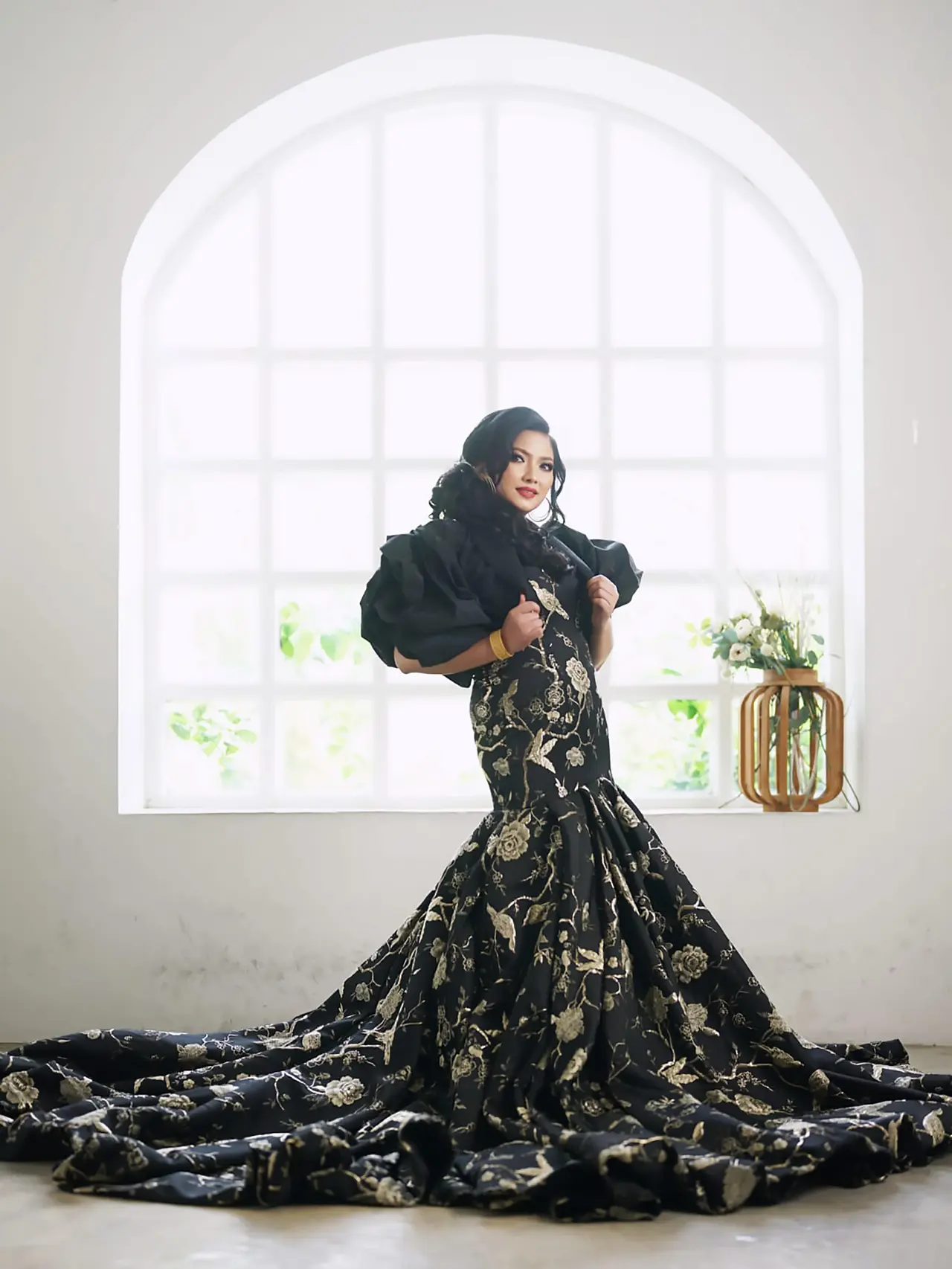 Fryda Lucyana Sampaikan Pesan Mendalam lewat Video Musik Single ...