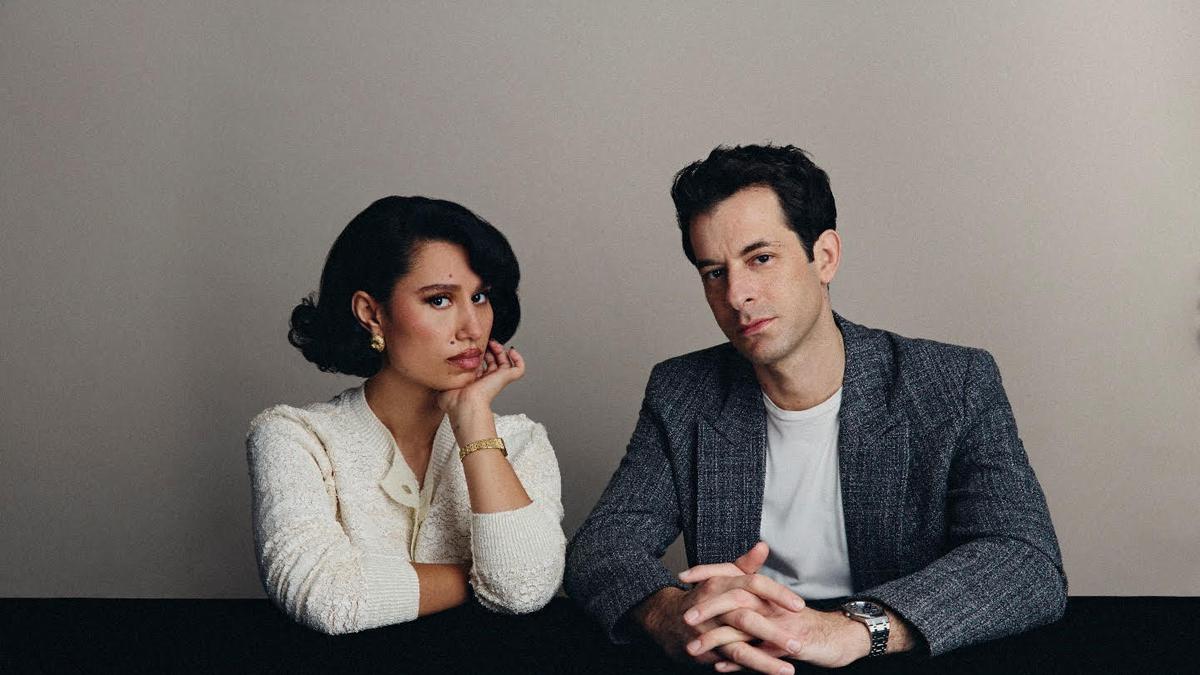 AP Rayakan 150 Tahun dengan RAYE dan Mark Ronson, Saat Musik dan ...