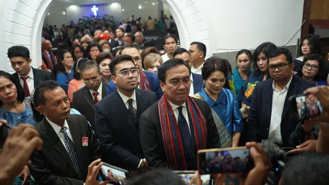 Effendi Simbolon Soal Retreat Kepala Daerah: Harus Tegak Lurus Kepada ...