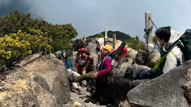 Gempa Gunung Gede Pangrango Menurun, Jalur Pendakian Tetap Masih Ditutup