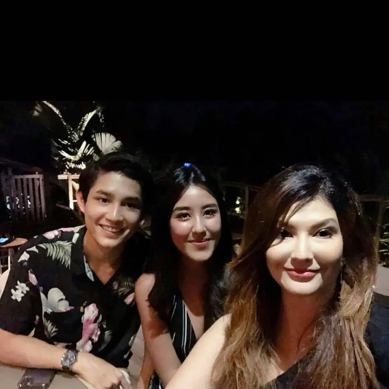 7 Potret Kebersamaan Teuku Rassya anak Tamara Bleszynski dan Kekasih, Makin Mesra - Hot Liputan6.com