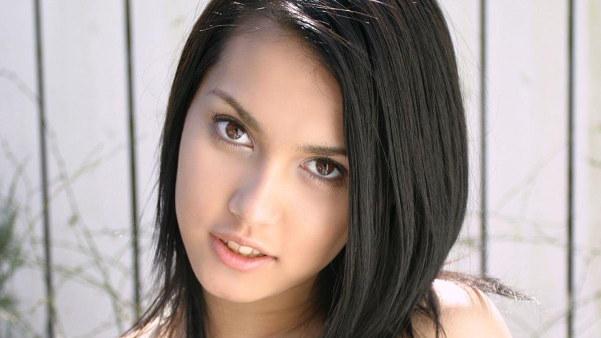 Selain Main Film di Indonesia, Ini Fakta Lain Soal Maria Ozawa - ShowBiz Liputan6.com