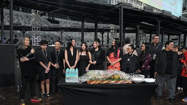 6 Potret Persiapan Super Diva di Indonesia Arena GBK, Konser Megah ...