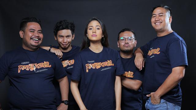 Sinopsis Partikelir, Film Aksi Komedi Dibintangi oleh Aurelie Moeremans ...