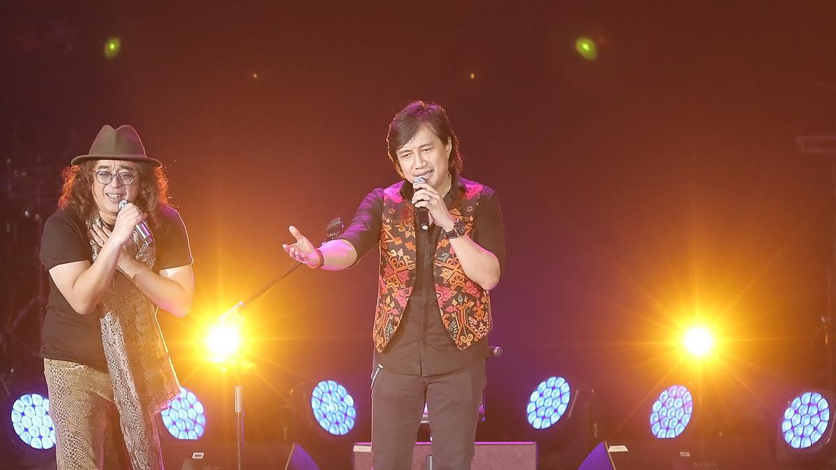 Nostalgia Bersama KLa Project dan Andra and The Backbone Lewat Konser ...