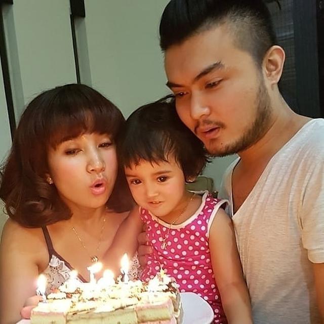 7 Potret Mesra Gilbert Marciano Pemeran Jason 'Inikah Rasanya' Bersama ...