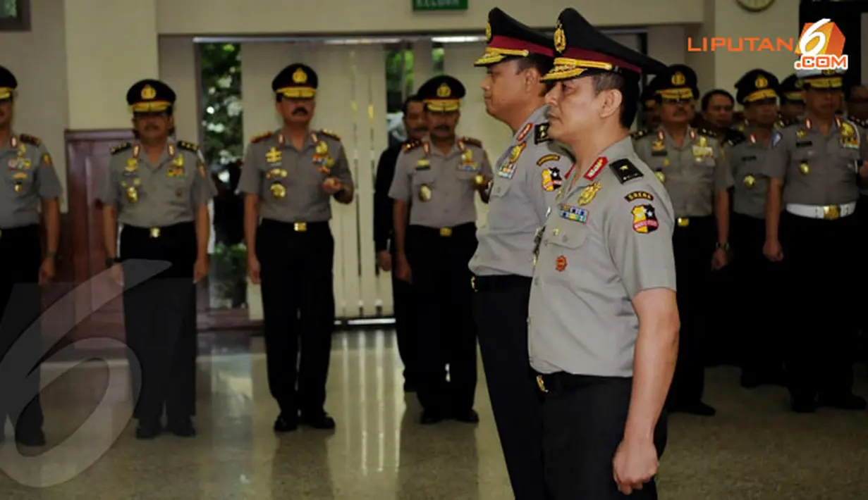 [FOTO] 11 Perwira Polri Naik Pangkat - Foto Liputan6.com
