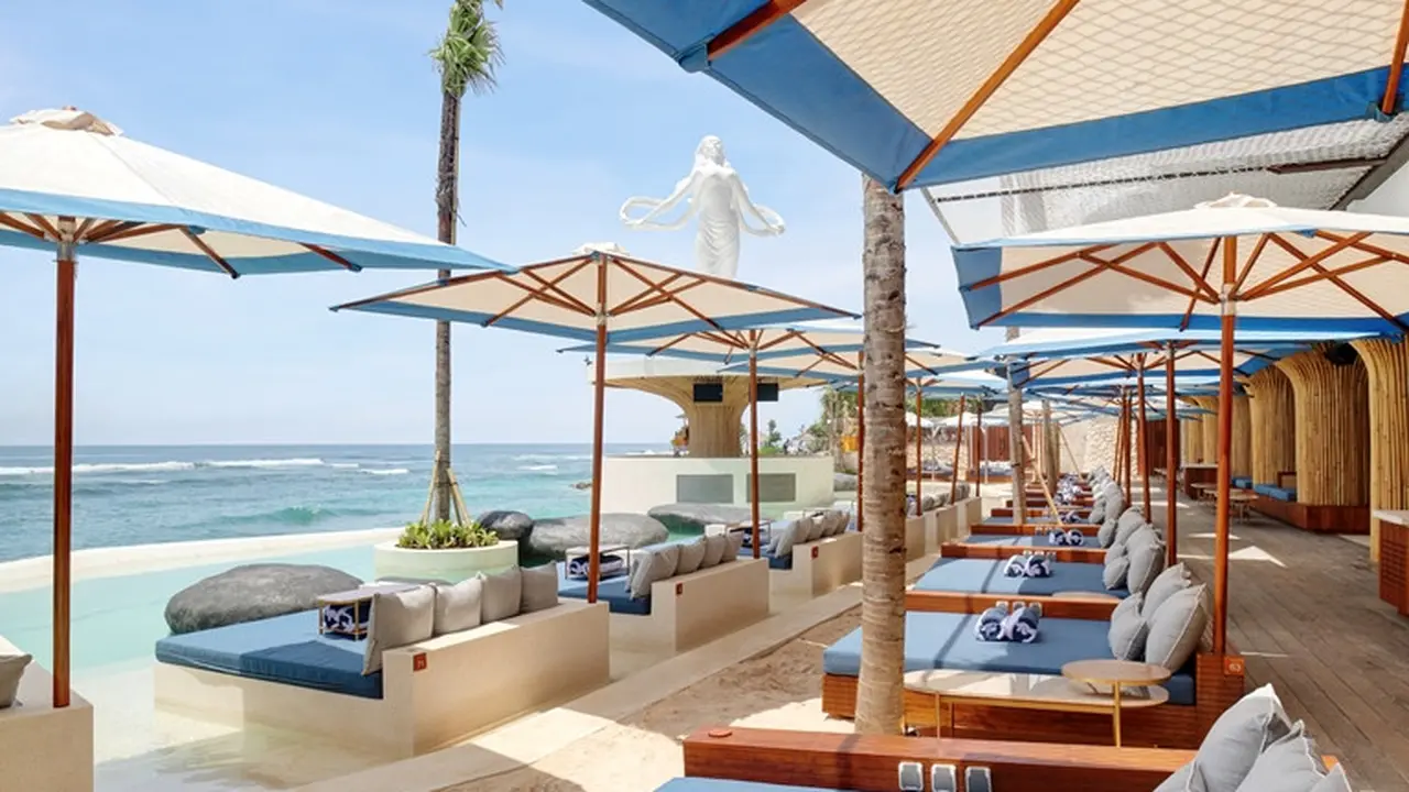 Atlas Bali Beach Club Terbesar di Dunia, Ketahui Pemilik dan Harga ...