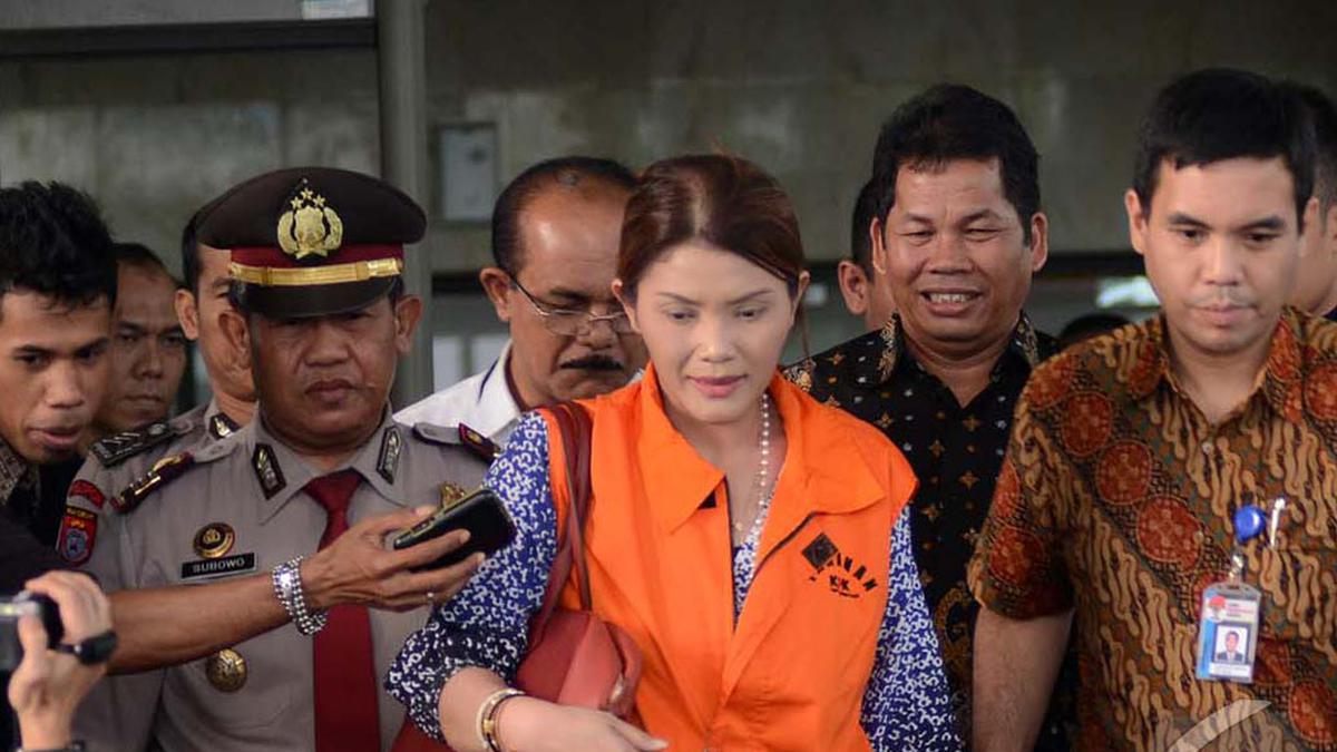 Begini Tampang Artha Meris Simbolon Usai Diperiksa KPK - Foto Liputan6.com