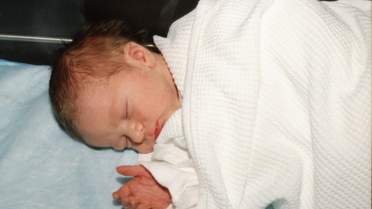 173 Nama Bayi Laki-Laki 2 Kata Modern, Penuh Doa dan Harapan