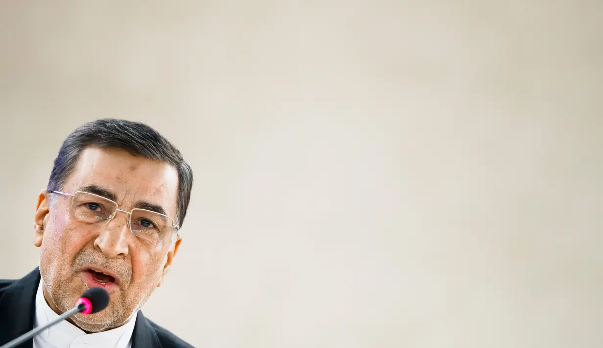 FOTO: Tumpukan Sepatu Berunjuk Rasa di Kantor PBB - Foto Liputan6.com