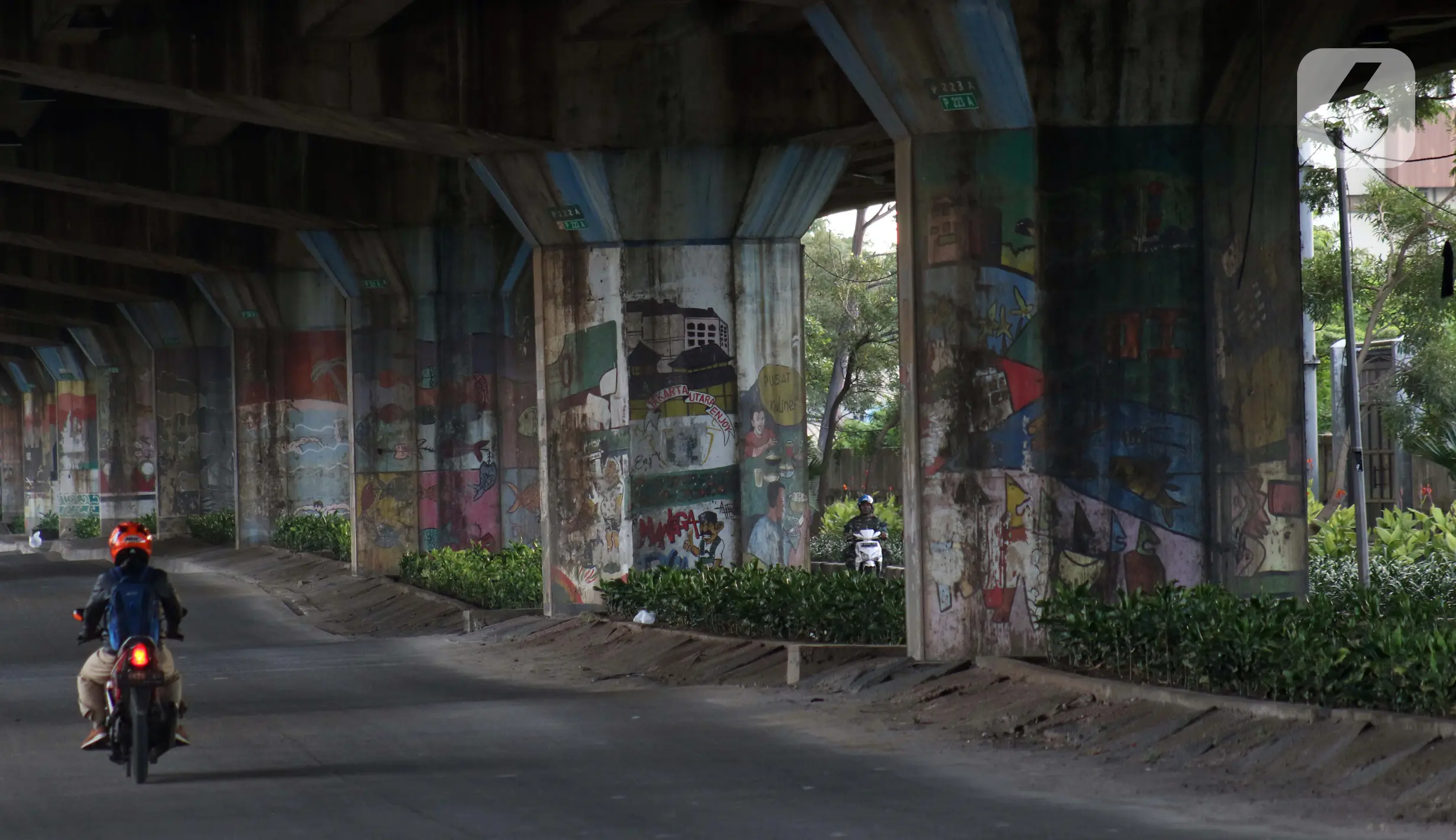 FOTO: Mural yang Dulu Menghiasi Jalan Ancol Timur Kini Kotor Berdebu ...