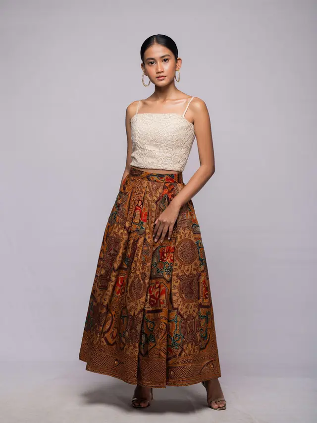 10 Model Baju Brokat untuk Kondangan Terbaru 2025, Anggun dan Kekinian ...