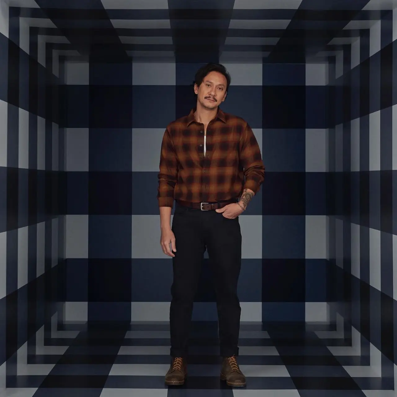 18 Tahun Menikah, Ini 6 Potret Vincent Rompies dan Fifi Karamoy yang ...