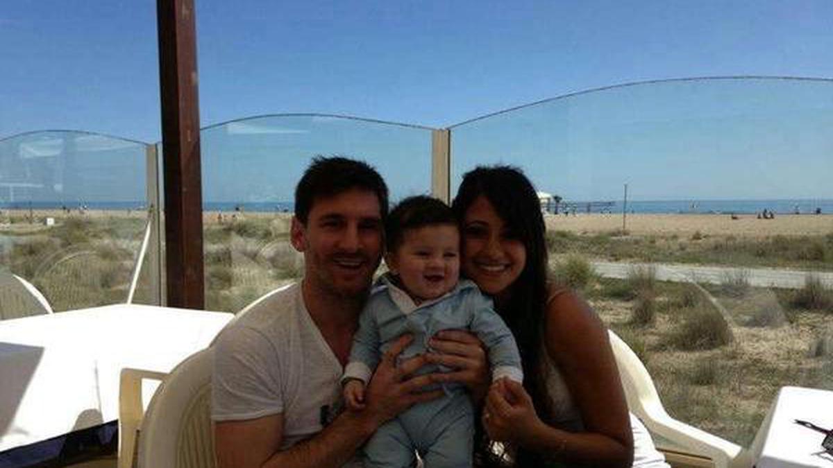 Messi Marah-marah, Sang Istri Pamer Foto Thiago - Bola Liputan6.com