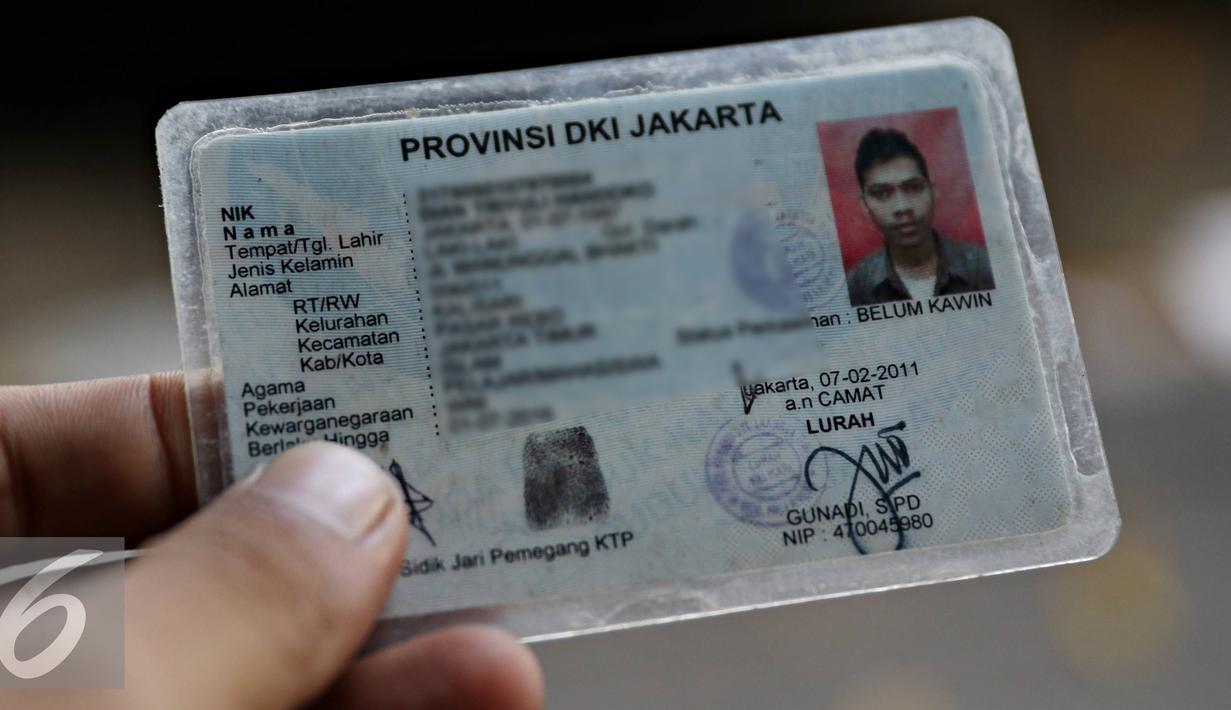 KTP Reguler Warga DKI Dinonaktifkan Mulai 2016 - Foto Liputan6.com