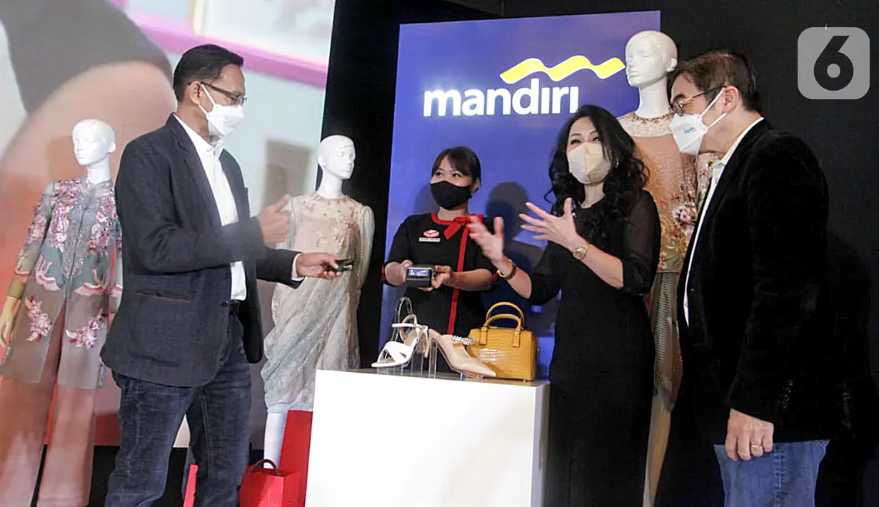 FOTO: Inovasi Alat Pembayaran Mandiri EDC Android - Foto Liputan6.com