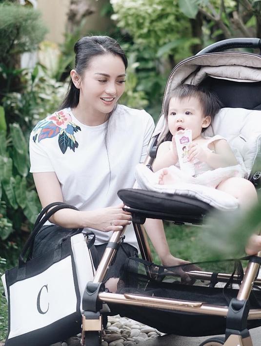 Tak Ingin Nikah, Ririn Ekawati Fokus Karier dan Keluarga - Photo Fimela.com