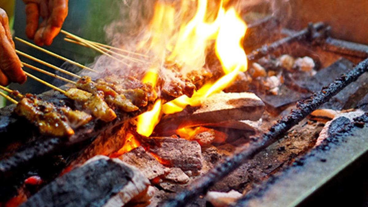 Bakar Sate Kambing