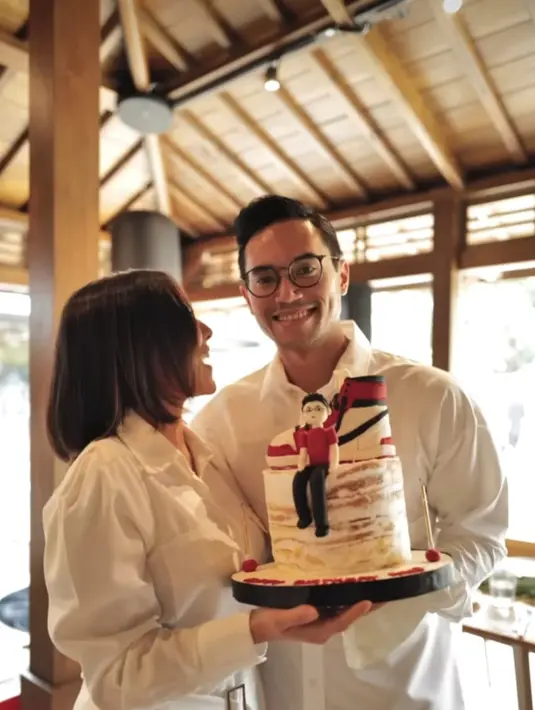 Mengintip Kemesraan Gisella Anastasia dan Rino Soedarjo, Sahabat Doakan Segera Menikah - Foto ...