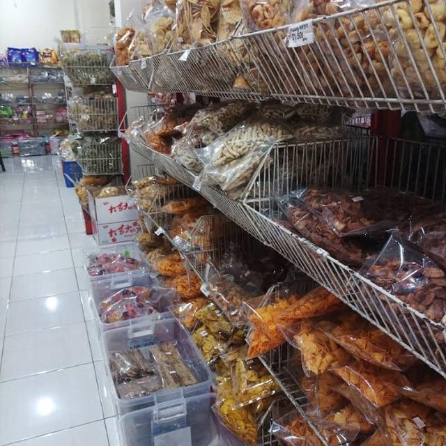 8 Rekomendasi Tempat Beli Snack Kiloan di Jogja, Murah untuk Sajian ...