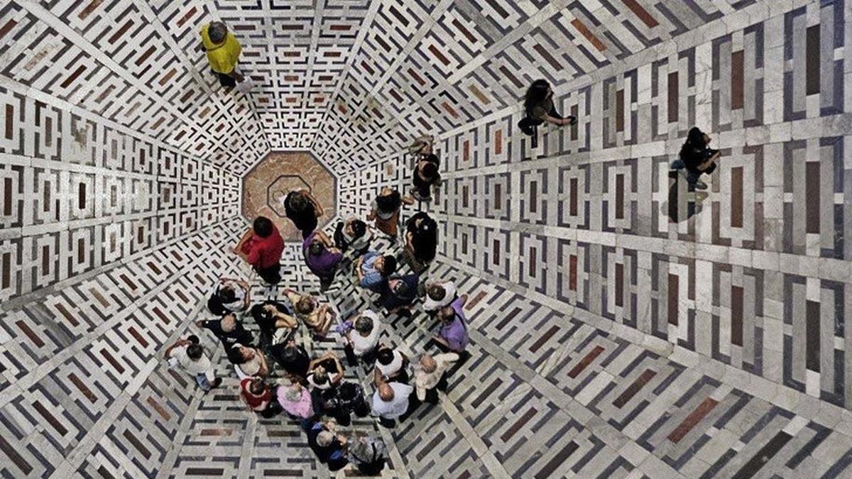 7 Potret Ilusi Optik yang Bisa Bikin Kamu Mikir Aneh-Aneh