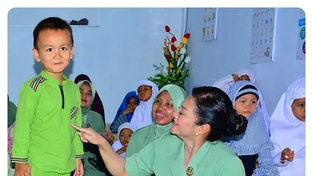 6 Potret Lawas Bella Saphira saat Pakai Seragam Ibu Persit, Elegan dan ...