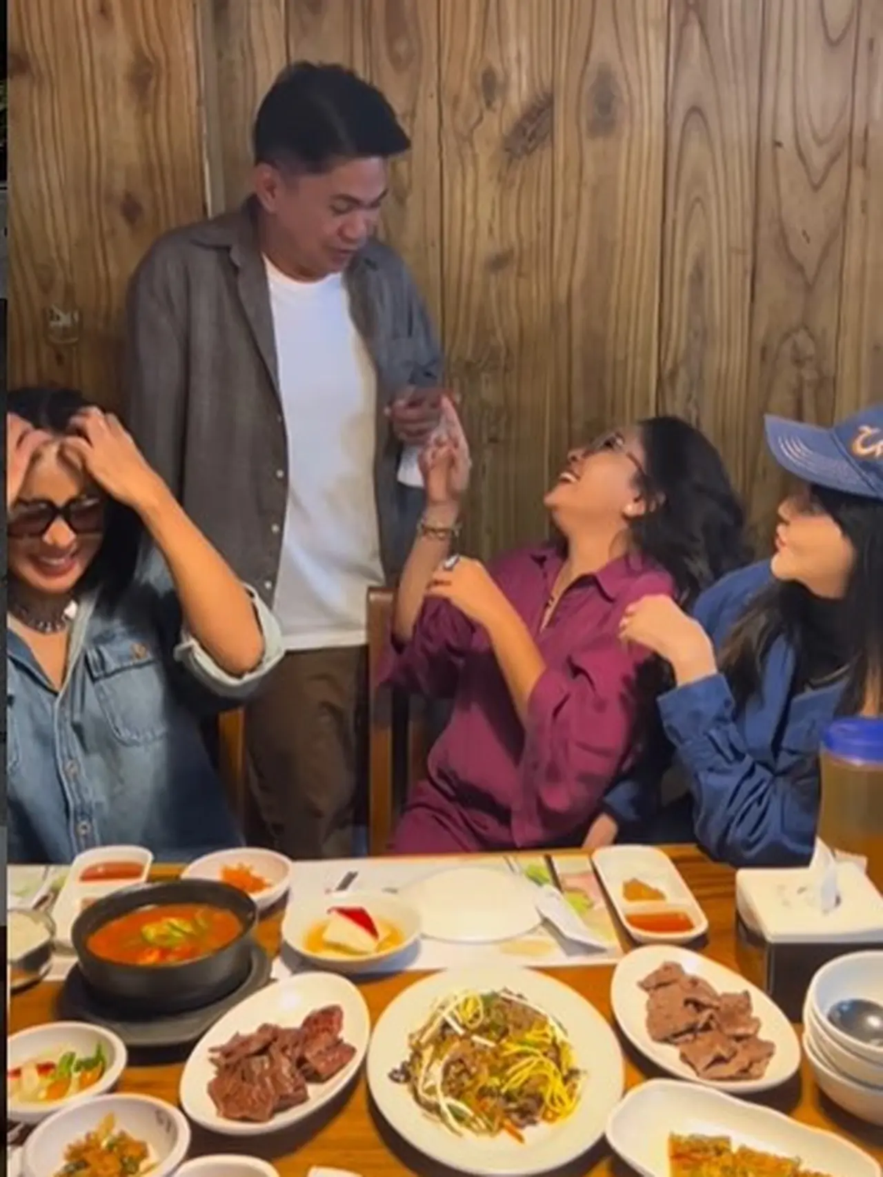 8 Potret Atiek CB dan Ronny Sianturi, Mantan Pasutri Artis yang Masih ...